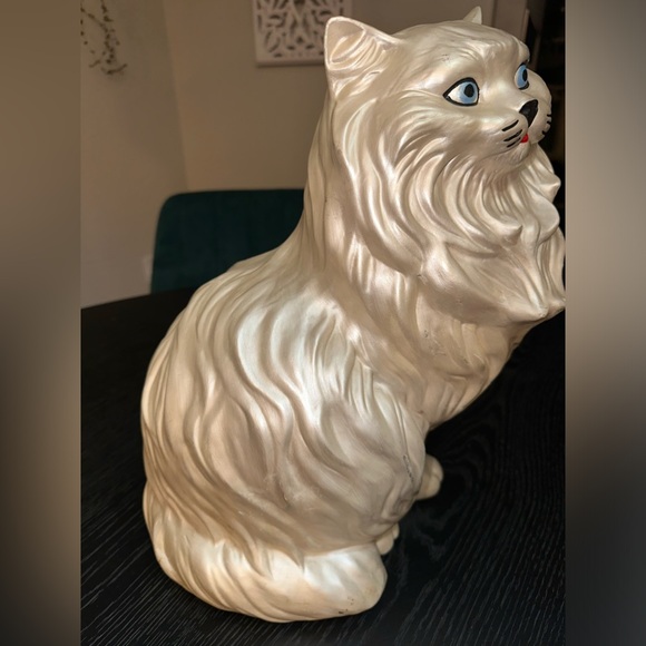 Accents | Vintage Ceramic White Persian Cat Statue | Poshmark